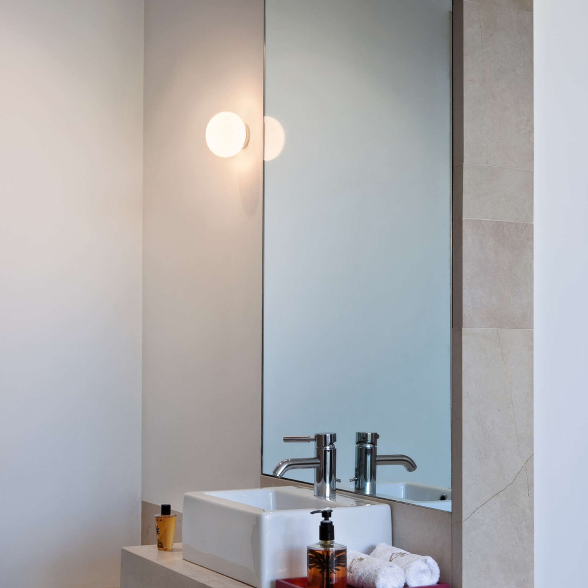 Aneta | Kjøp dine nye Aneta produkter fra Lightup.no