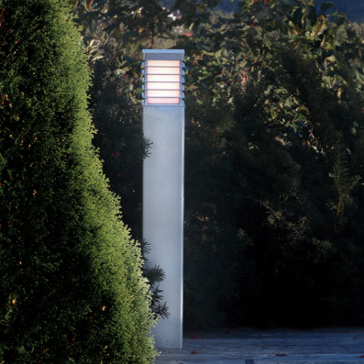 Halmstad pullert LED 1483 – Lightup.no