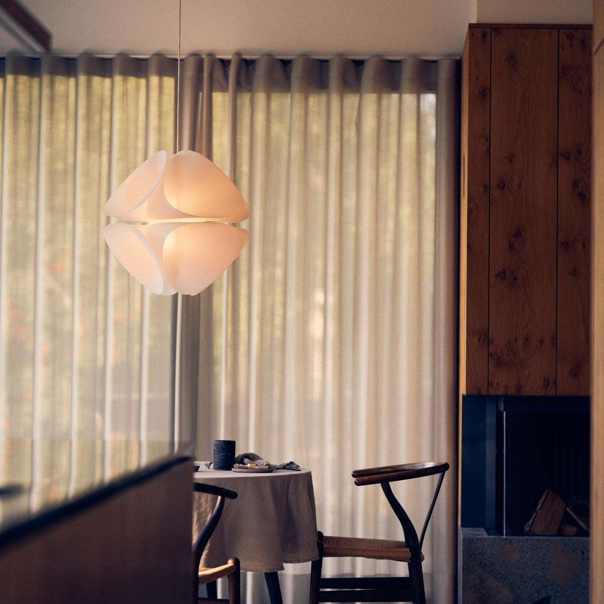 Circle taklampe 35 - Rå messing – Lightup.no