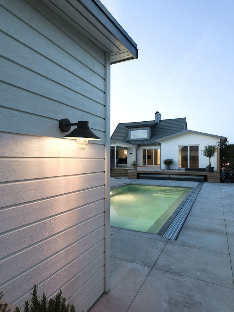 Vega vegglampe utendørs IP54 - Svart – Lightup.no